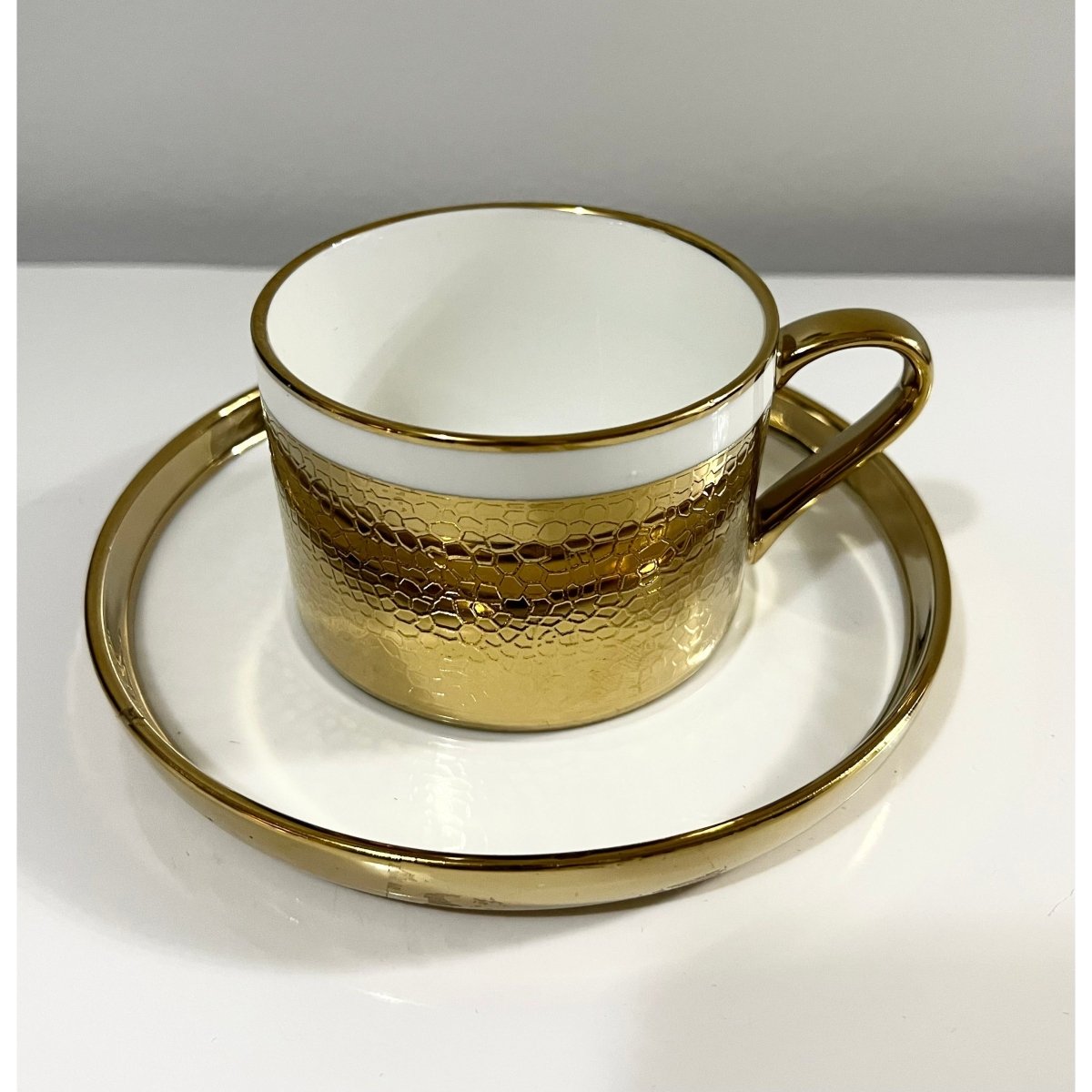 Luxury White Gold Or Silver Plated Coffee Mugs With Saucer – DesignedBy ...